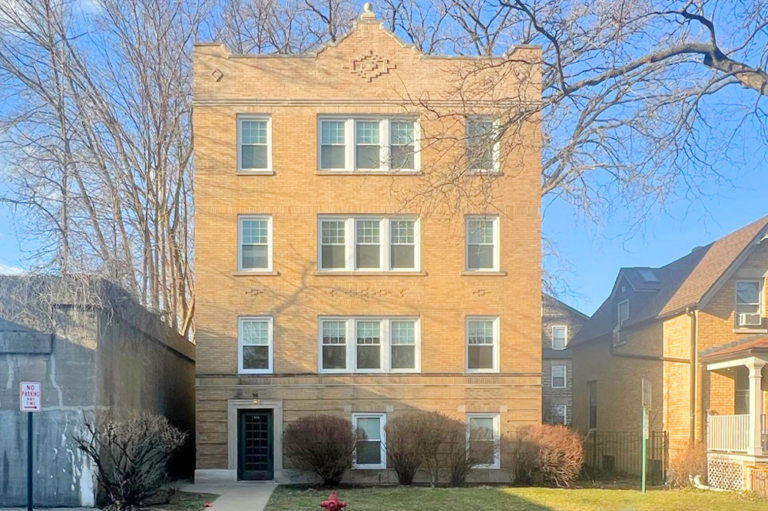 Steven Rapoport Sells 9 Unit Apartment Building in Evanston – CRER